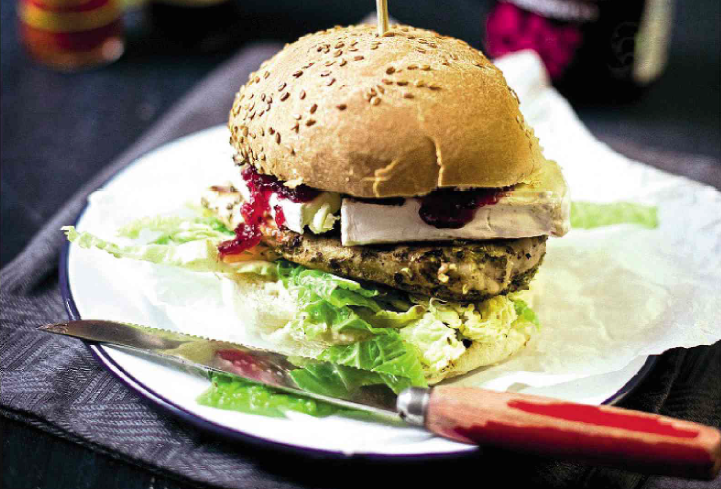 Recipe: Homemade Chicken Burger with Savoy Cabbage, Brie and Cranberry ...
